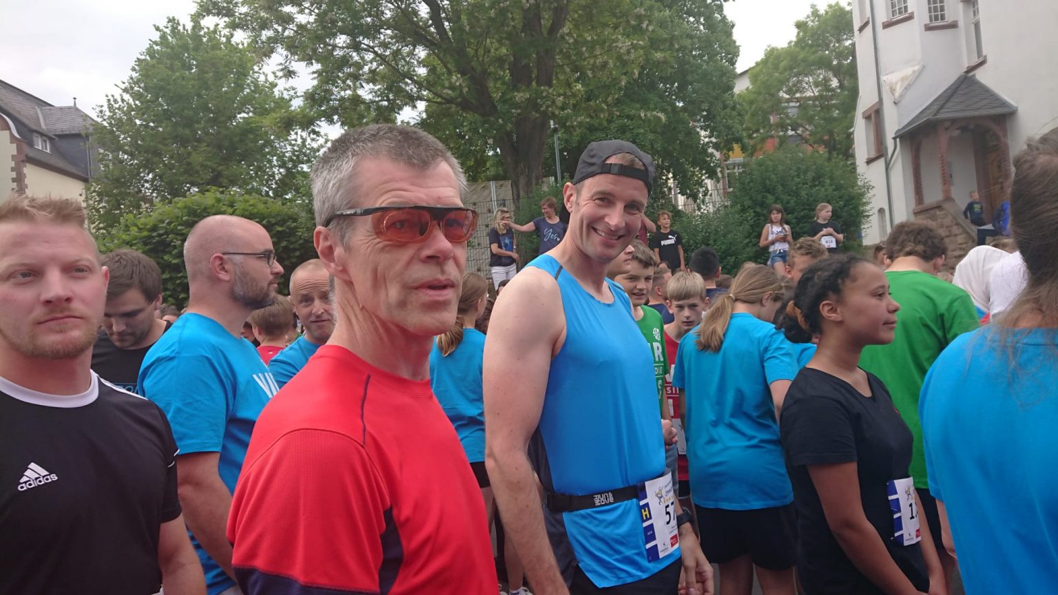 Läufer: Julia Wagner mit 57 km Wochensiegerin / Radler: Thomas Becker ...